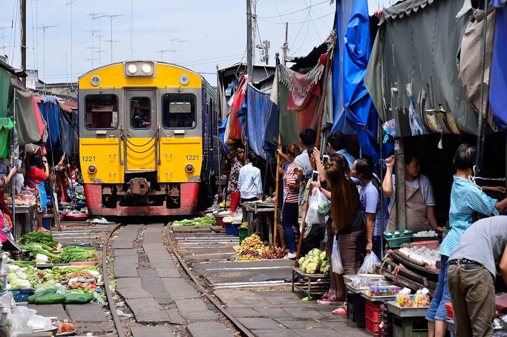 Railway market and Floating market - Private tour - BKK Tours